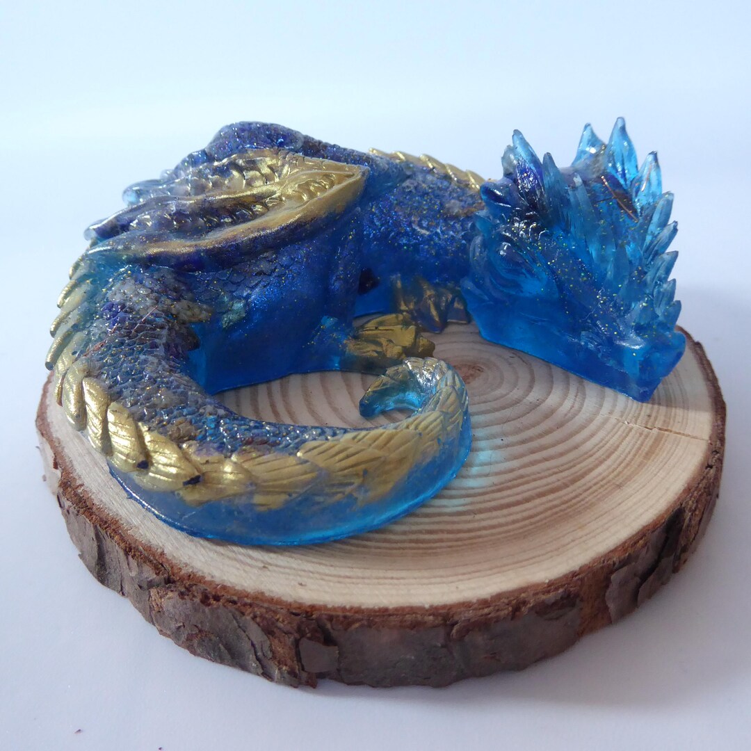 Crystal Orgonite Dragon, Crystal Resin Art, Lapis Lazuli & Amethyst ...