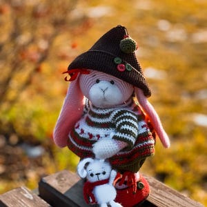 Crochet Pattern of Christmas Dwarf Rabbit Outfits With Little Elves - Etsy