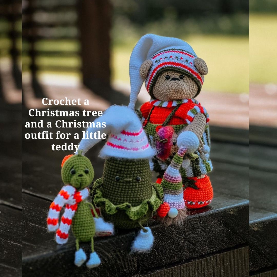 Crochet Pattern for a Christmas Tree With Gifts and Clothes for a ...