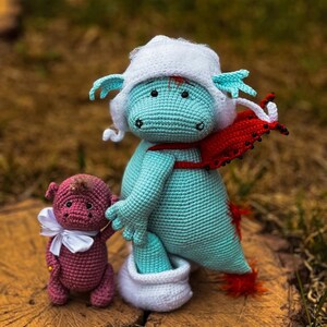 Crochet Pattern of a Small Dragon and Clothes for a Large Dragon - Etsy