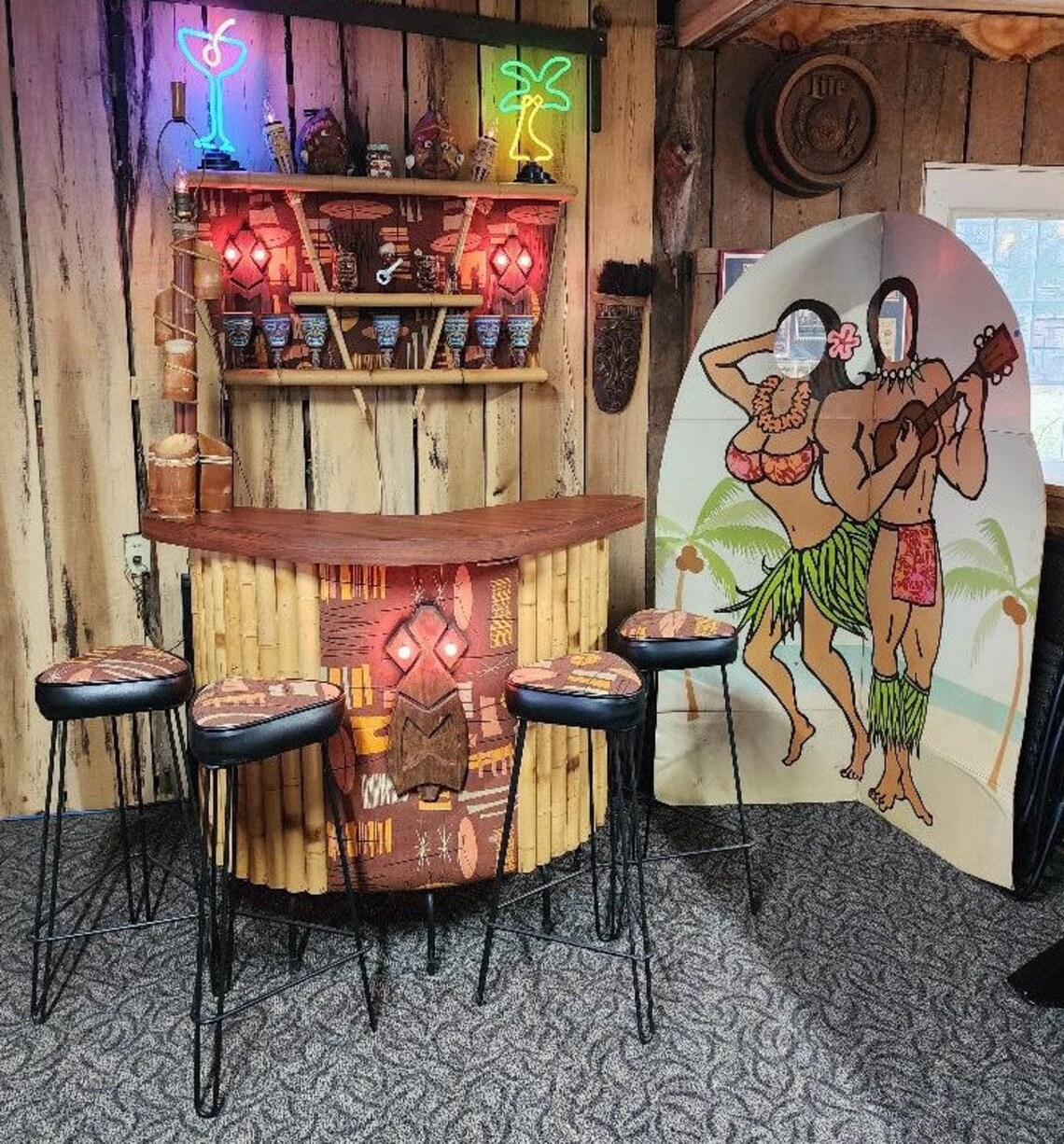 Vintage Tiki Bar With Back Bar, Stools, & Accessories - Etsy