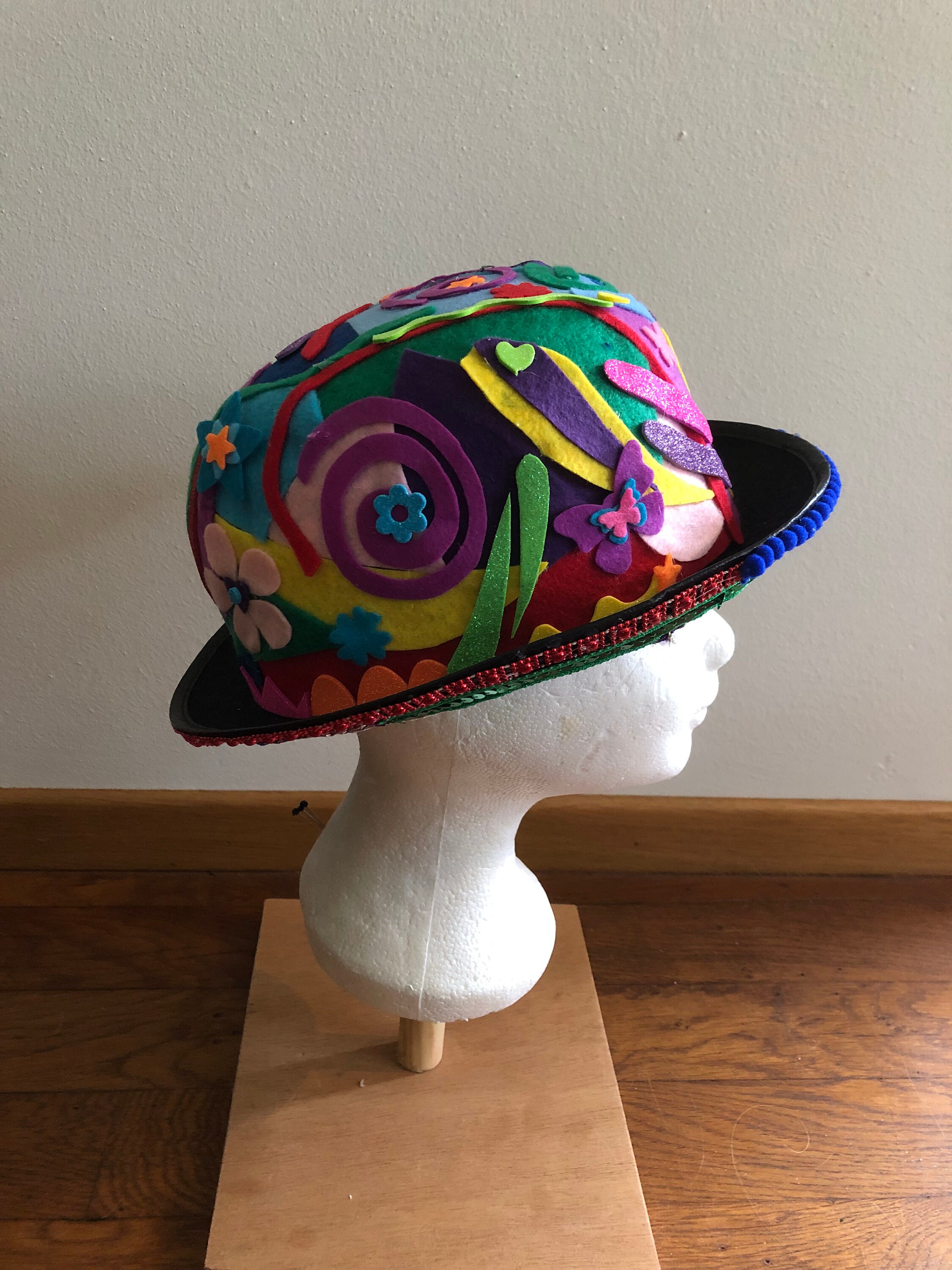 Bowler Hat Decorated With Felt and Glitter Foam in All Kinds of Colors ...