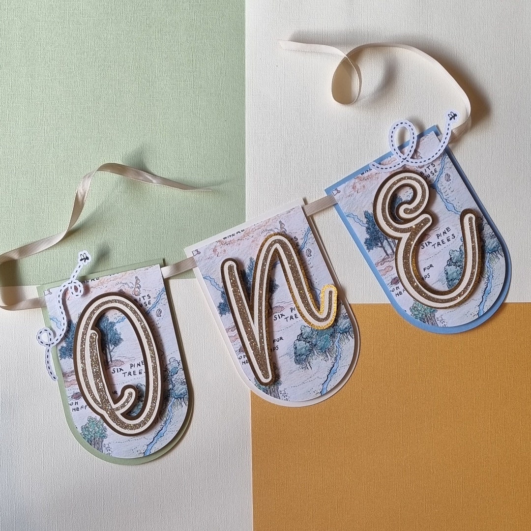 Winnie the Pooh Bunting/banner - Etsy