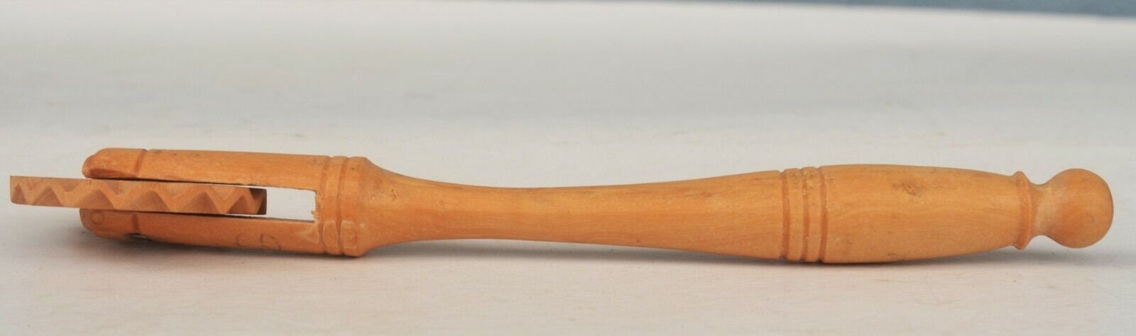 Antique French Wooden Pie Crimper Cutter Wheel Measures 16,5cm Long ...