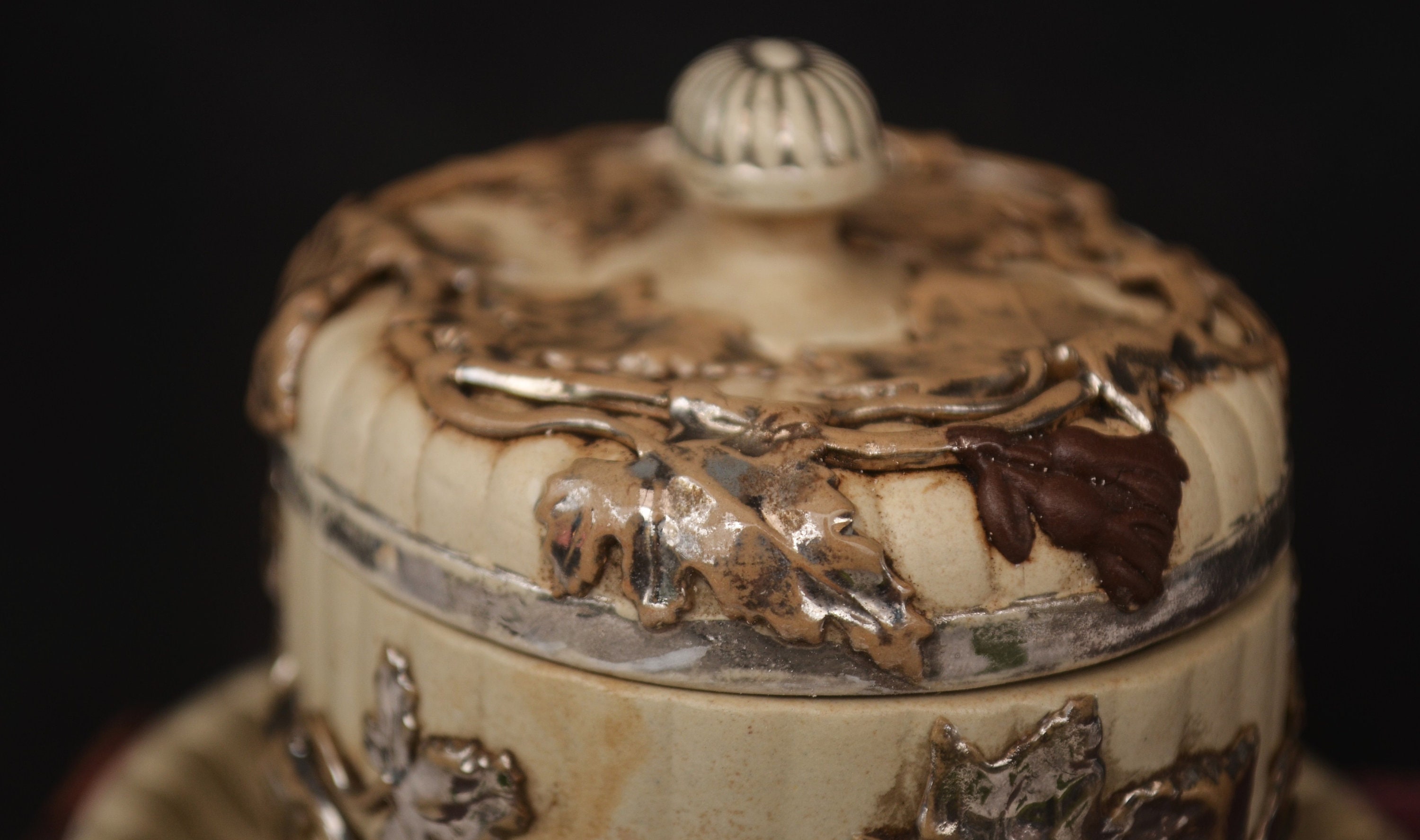 Biedermeier Mettlach Villeroy & Boch Covered Dish Applied Liaves Sugar ...