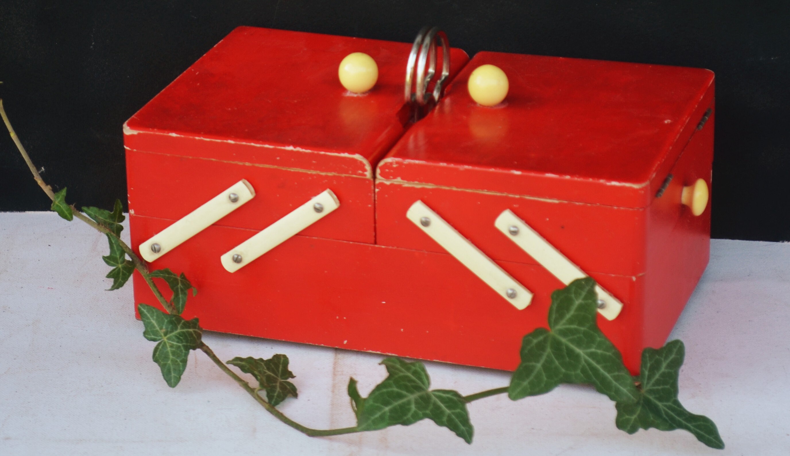 Art Deco Sewing Box Red Painted Wood With Celulloid Buttons - Etsy