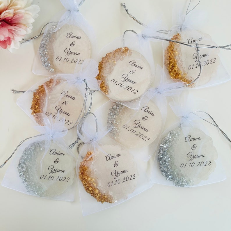 Personalized Epoxy Magnet Favor, Custom Epoxy Wedding Resin Gift ...