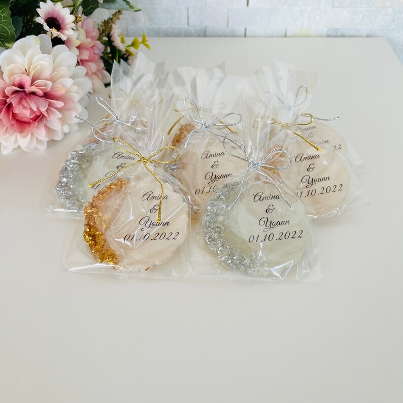 Personalized Epoxy Magnet Favor, Custom Epoxy Wedding Resin Gift ...