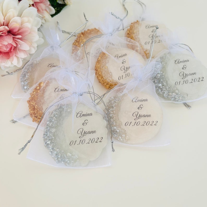 Personalized Epoxy Magnet Favor, Custom Epoxy Wedding Resin Gift ...