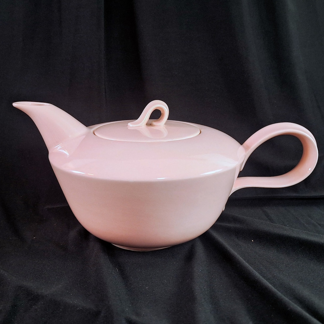 MCM Shell Pink Teapot by Homer Laughlin | Vintage 1940s Teapot and Lid ...