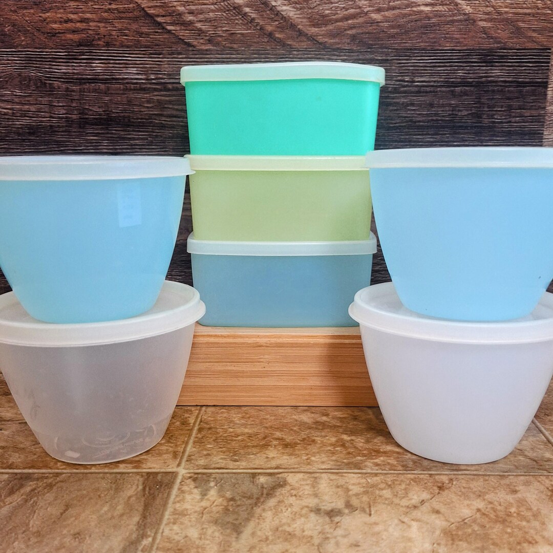 14 Piece Vintage Tupperware Food Storage Set | 3 Square Rounds With ...