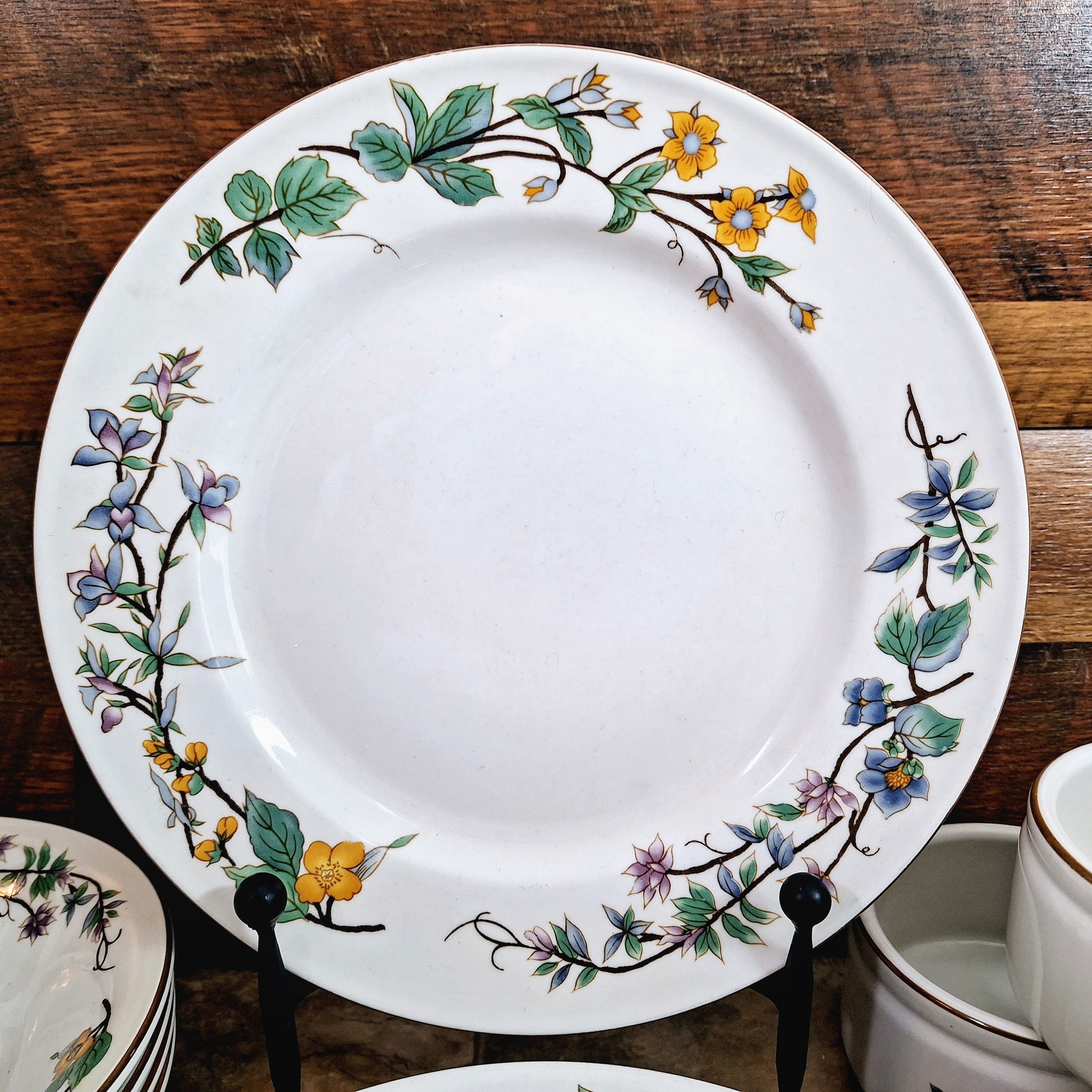 19-piece Set of Vintage Wild Flower Dishes 4 Place Settings Mid Century ...