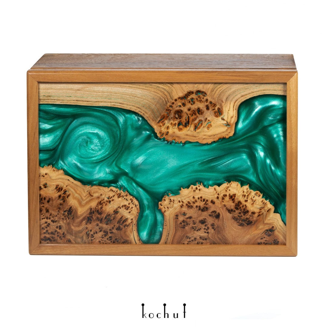 Luxury Green Epoxy Watch Box for Men, Unique Resin Case for Bracelets ...