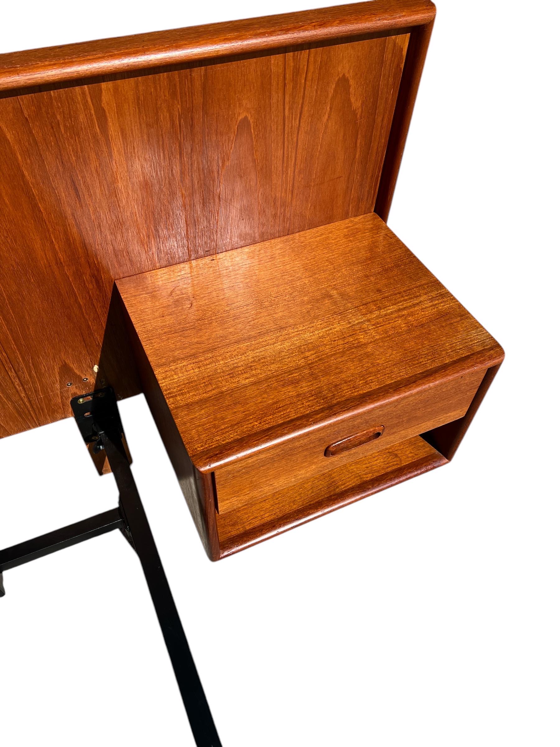 Vintage Queen Teak Headboard W/floating Nightstands - Etsy