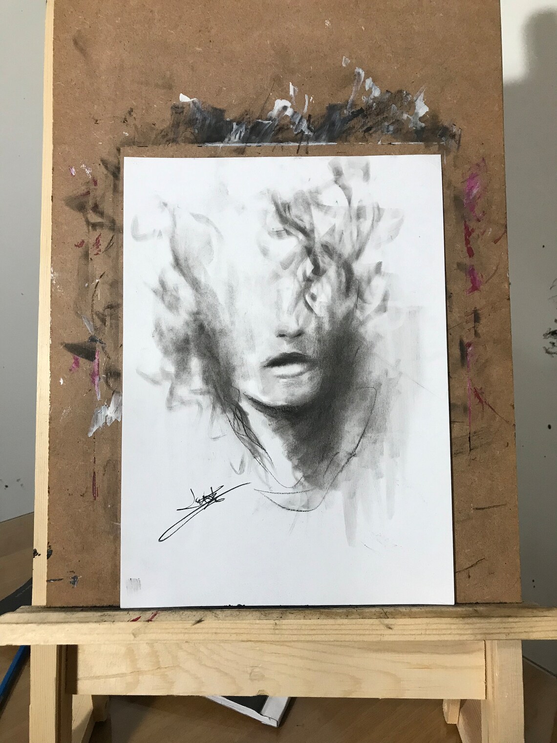 Abstract Art Charcoal Drawing fades Away - Etsy UK