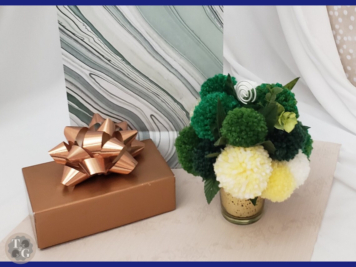 Emerald Green Card Holder Graduation Card Holder Green Flower Pom-pom ...