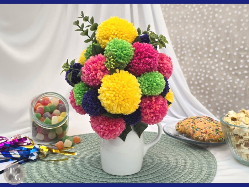 Summer Flower Arrangement | Handmade Pom-pom Flowers | Birthday Flower ...