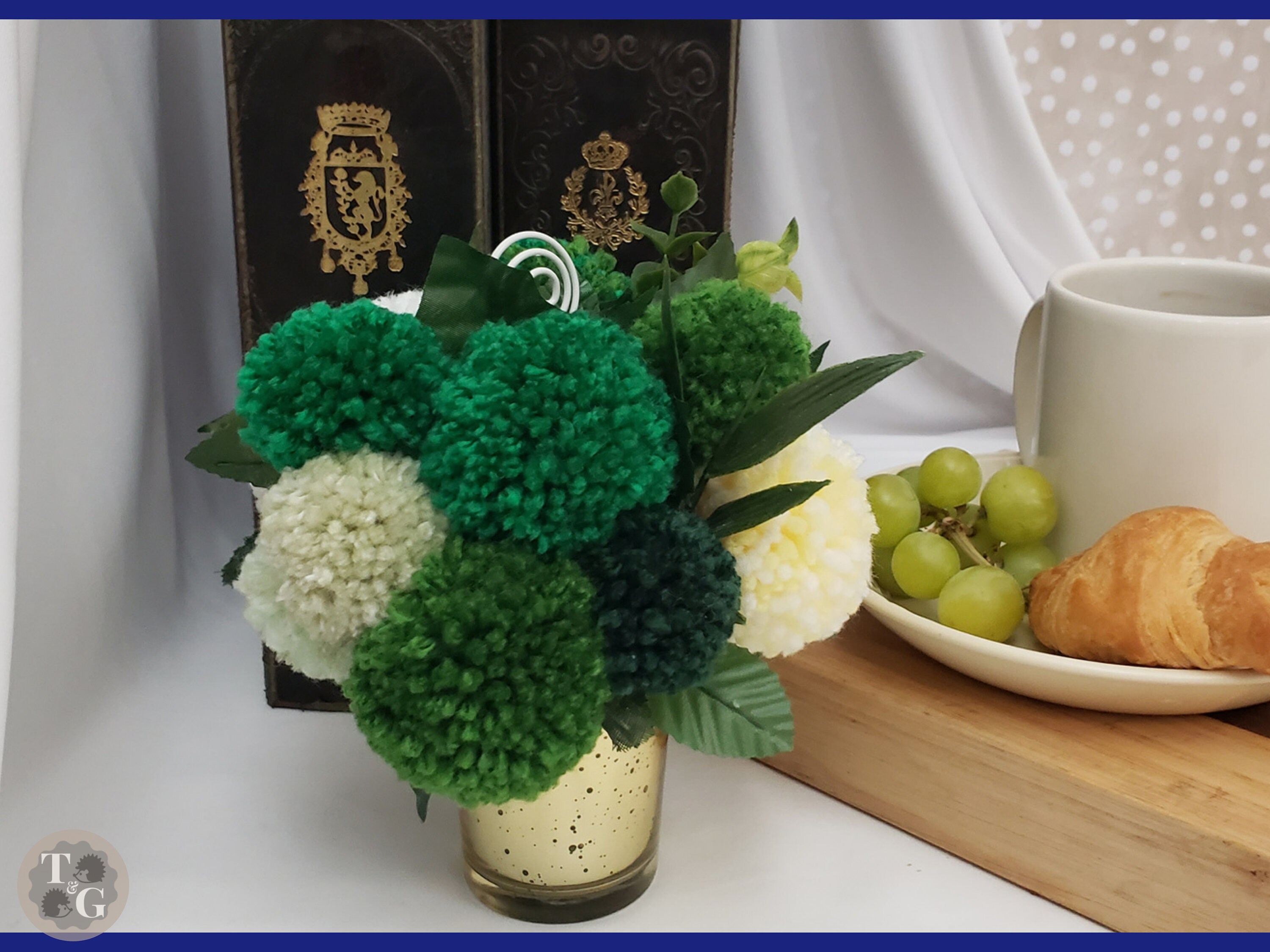 Emerald Green Card Holder Graduation Card Holder Green Flower Pom-pom ...