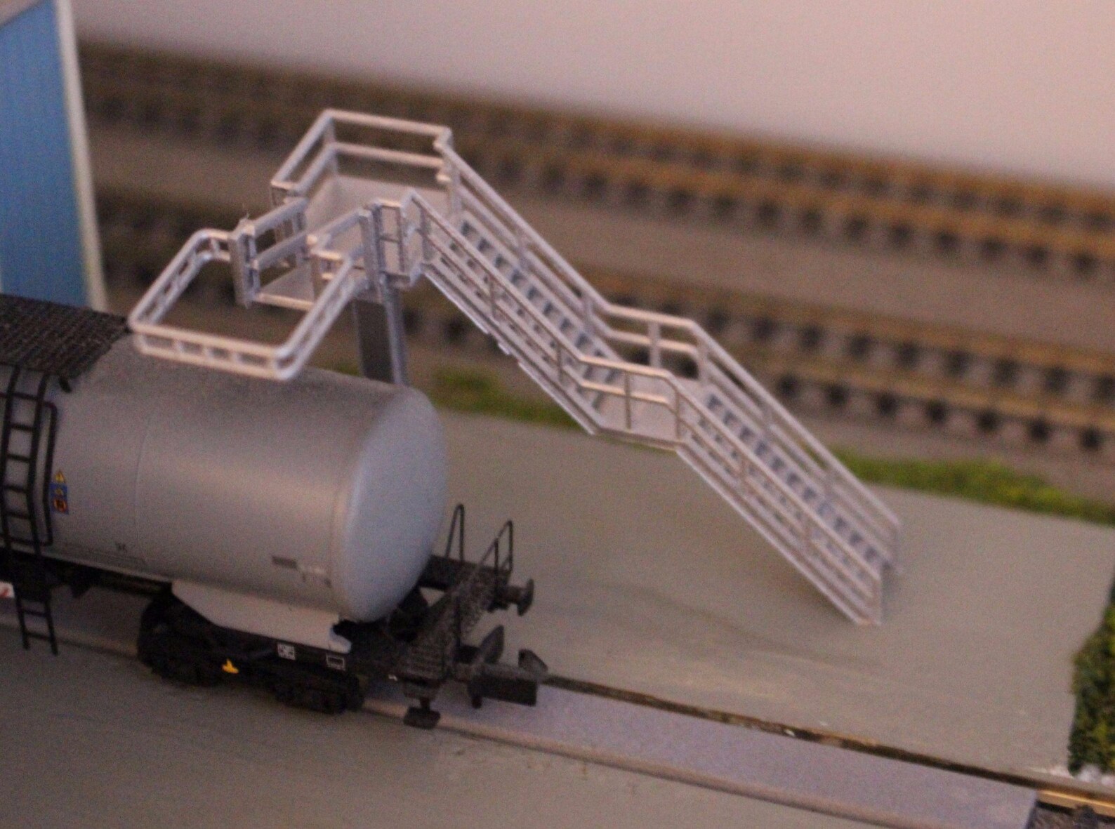 N Scale Tank Car Loading Platform 1 (STL Download) - Etsy