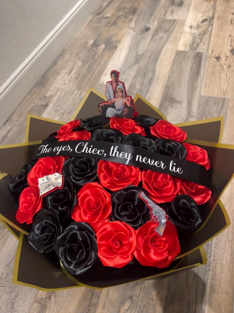 Scarface Ramo Buchon | Flower Bouquet - Etsy