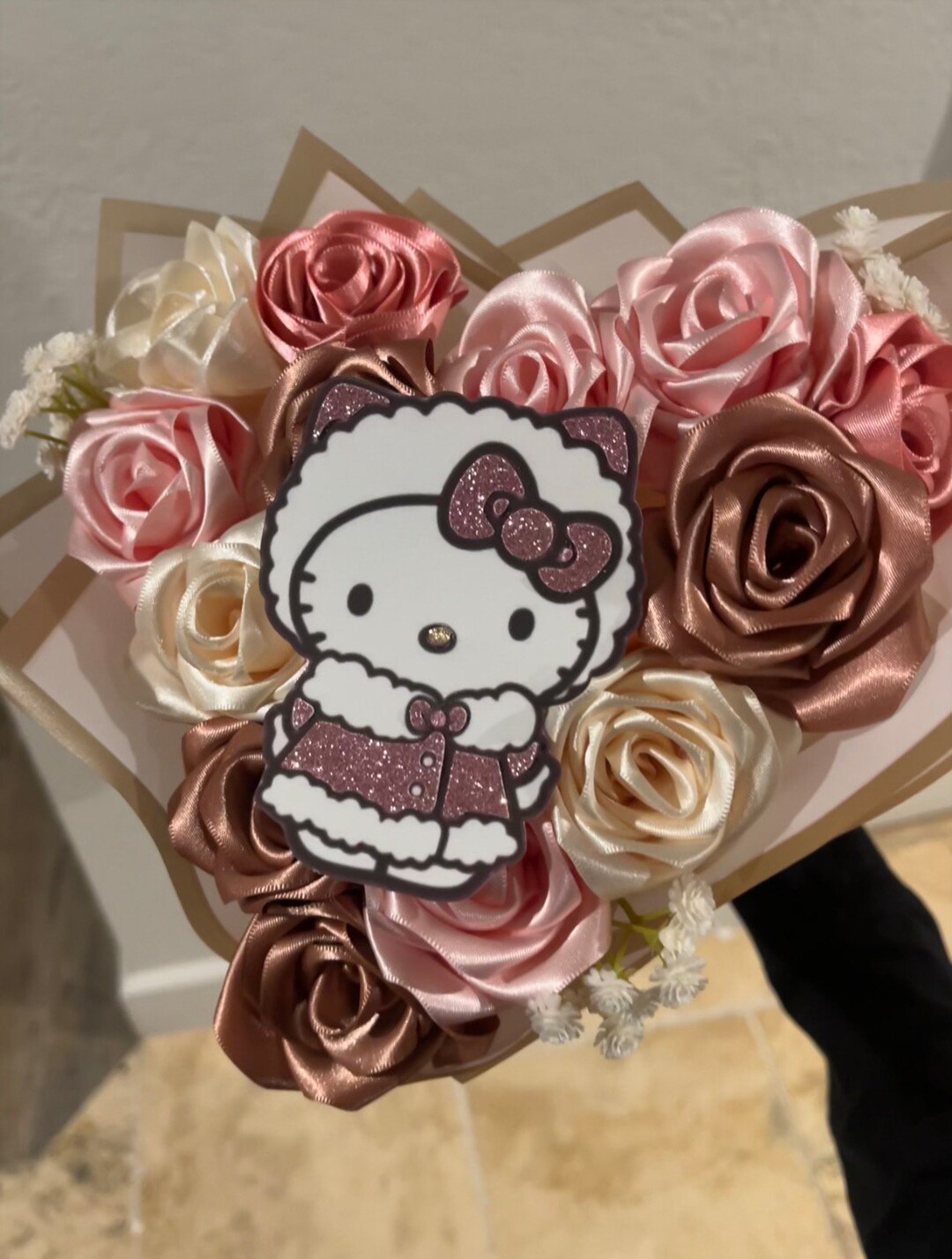Hello Kitty Ramo Buchon Heart Shaped - Etsy UK