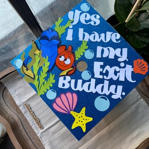 110 Nemo Graduation Topper, Dory Graduation Cap, Exit Buddies ...