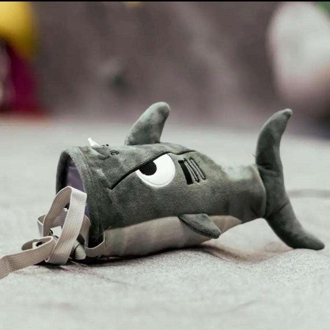 Shark Chalk Bag for Climbing. Unique Shark-shaped Chalk Magnesium ...