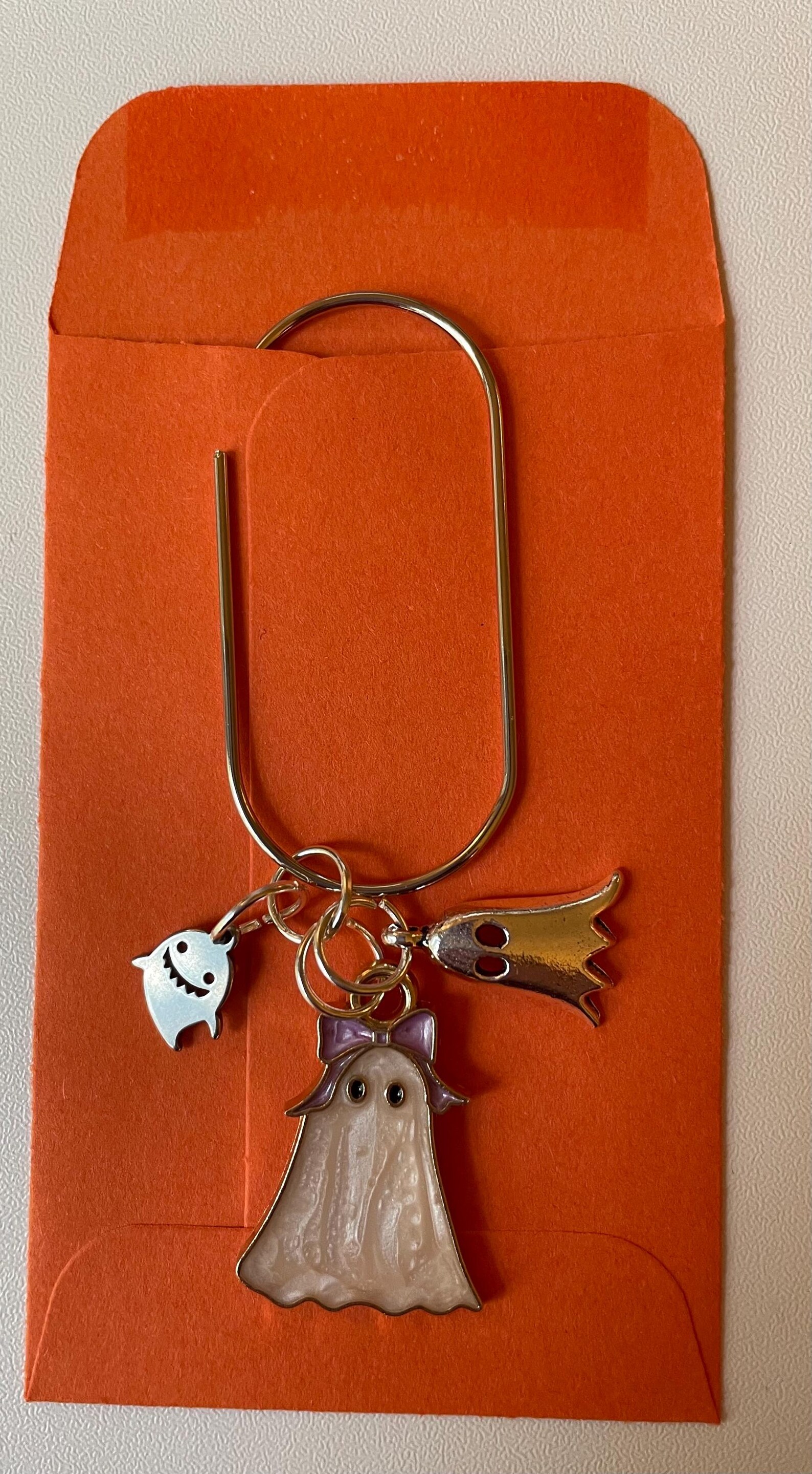 Halloween Altered Paper Clip Charms: Junk Journal Embellishments ...