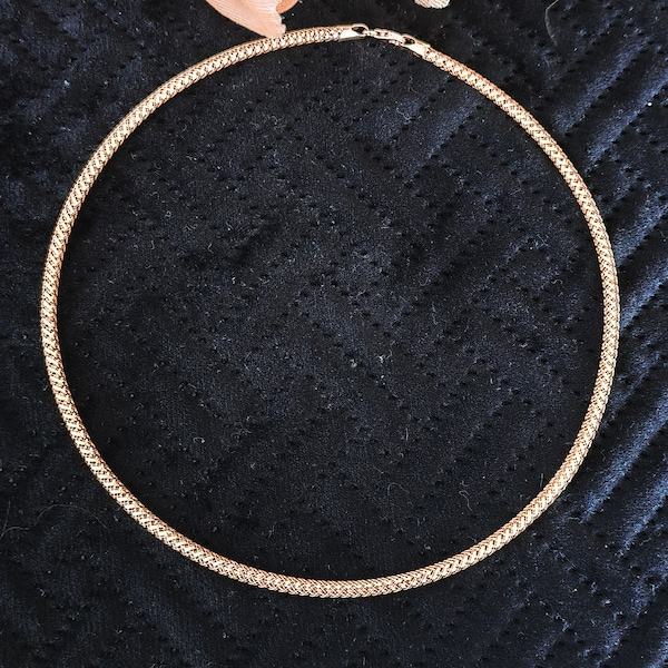 Omega Necklace - Etsy