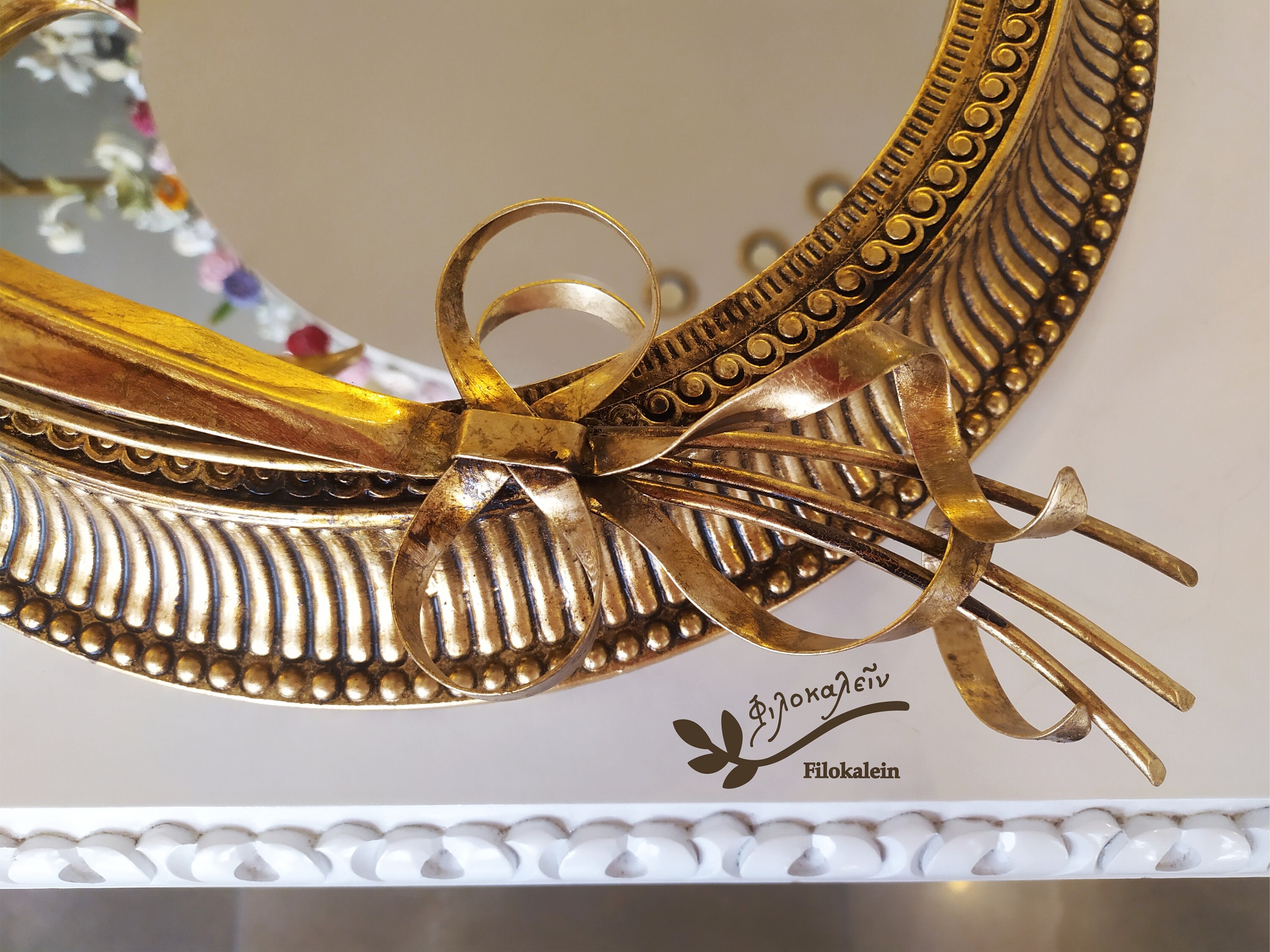 Gold Metal Wall Mirror With 3D Corn Leaves, Art Deco Shiny Gold Round ...