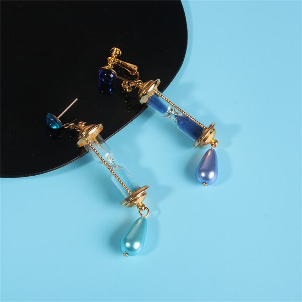 Vanitas Earrings - Etsy