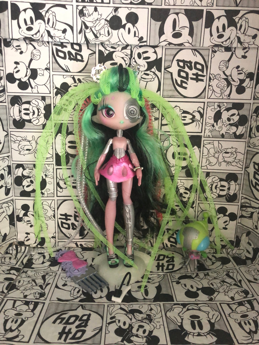 Novi Star Roe Botik Fashion Doll MGA Green - Etsy