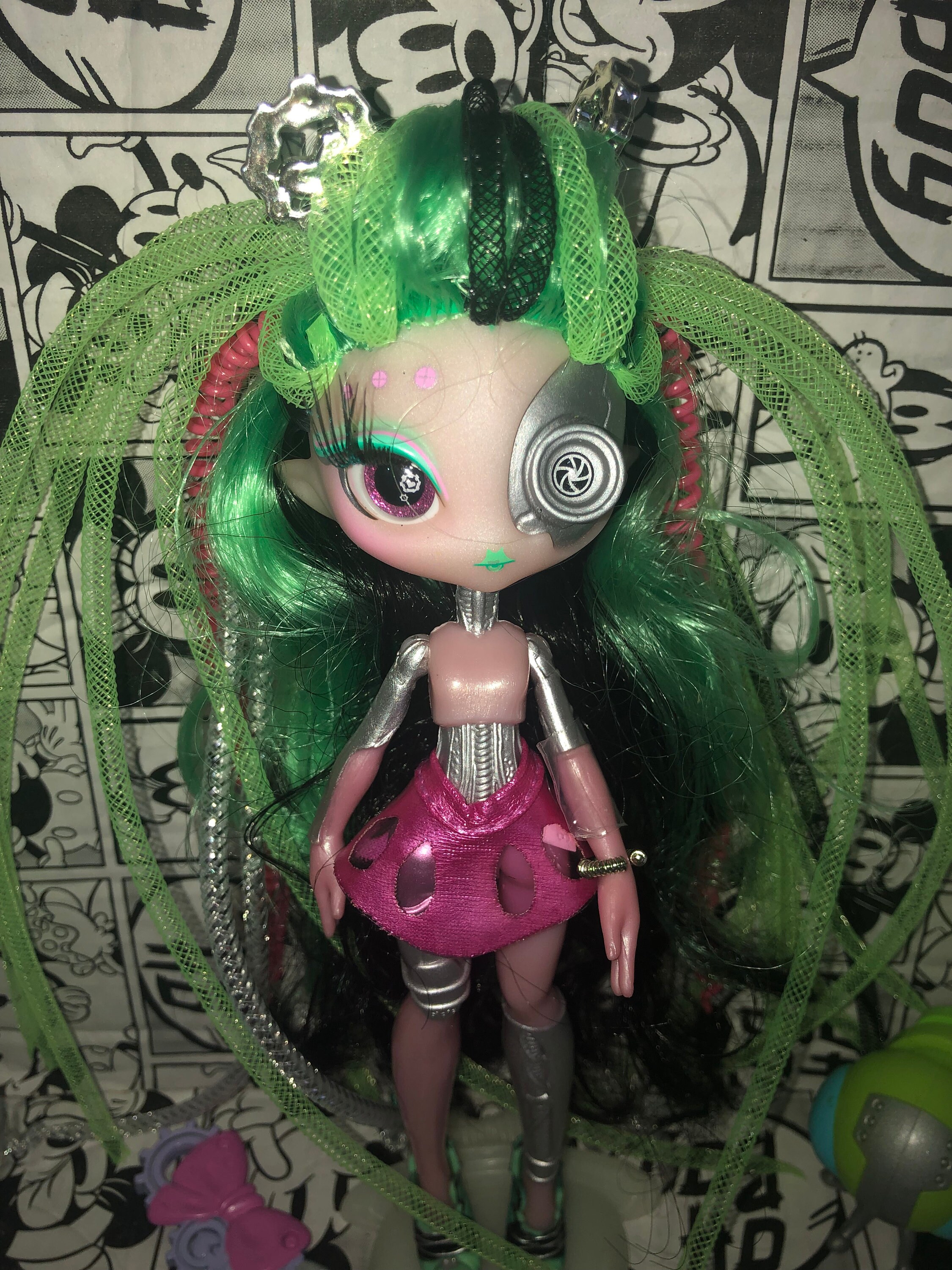 Novi Star Roe Botik Fashion Doll MGA Green - Etsy