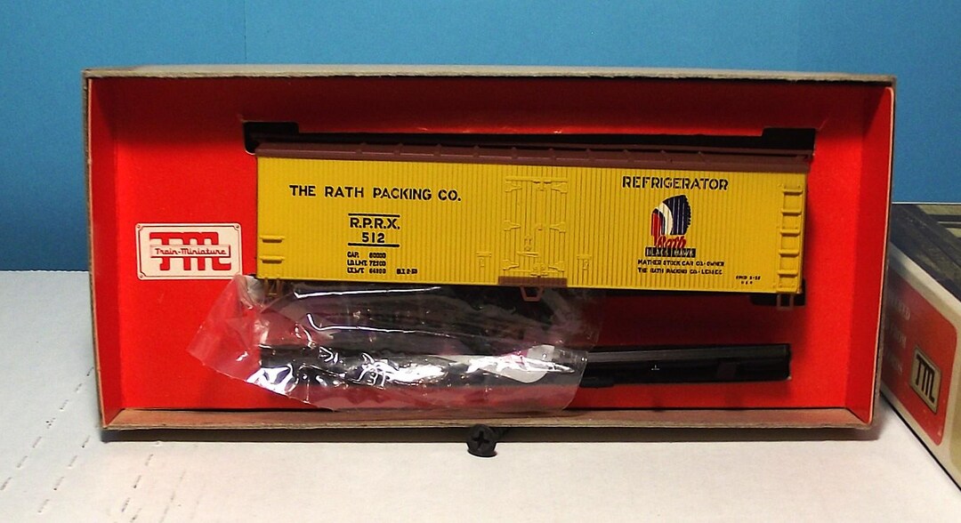 HO Gauge Train-miniature Kit 40' Wood Refrigerator Car Rath Packing ...