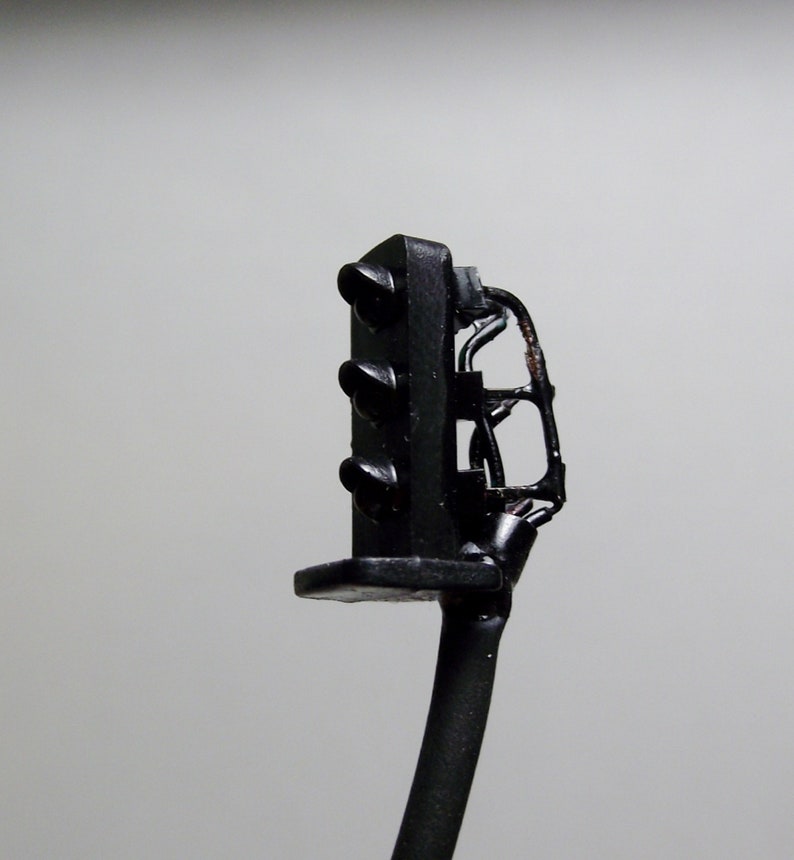 HO Scale Manual Operating Railroad Dwarf Signals 3 Aspect Dwarf Signals ...