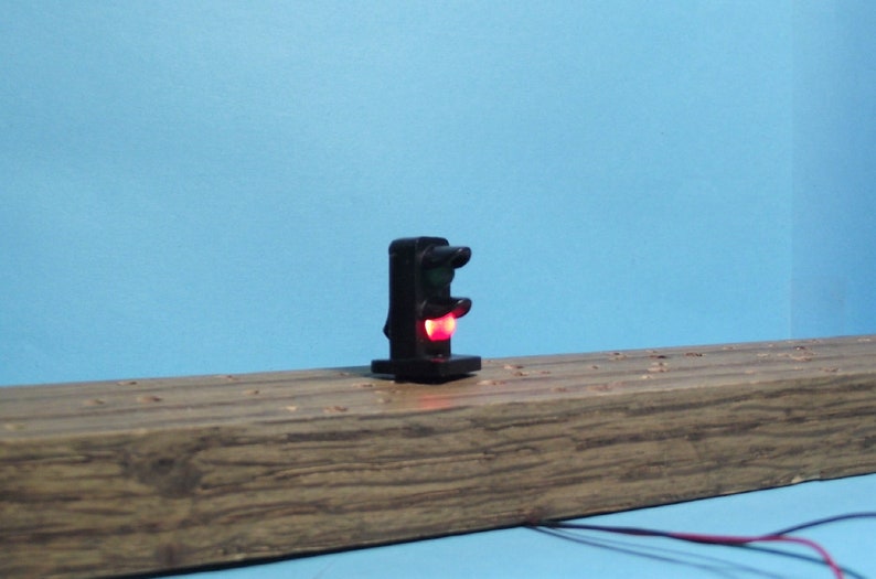 O Gauge Manual Operating Railroad Dwarf Signals 2 Aspect Dwarf Signals ...