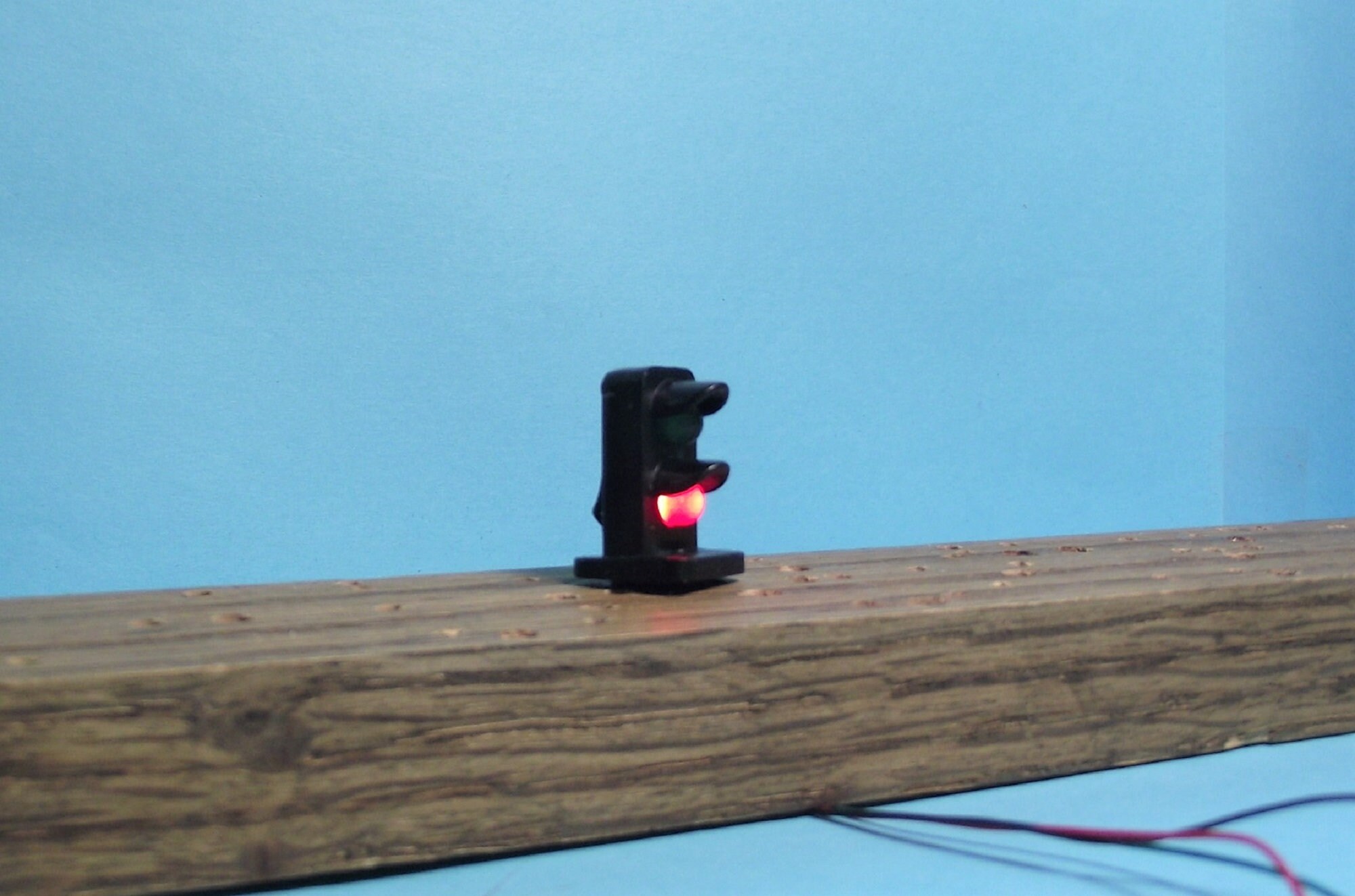 O Gauge Railroad Dwarf Signal: 2-aspect LED (16V) - Etsy
