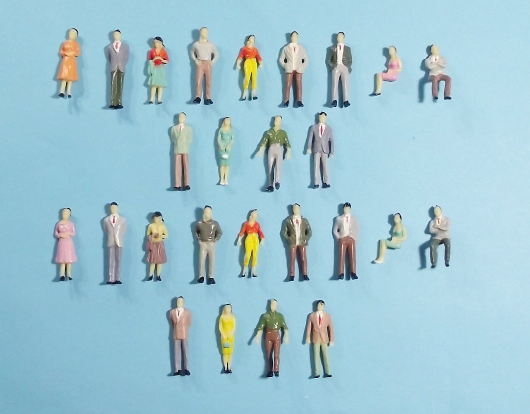 New 1:48 "o" Gauge Hand Painted Scale Model Figures. Total of 26 Pieces ...