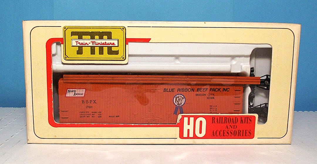 HO Gauge Train-miniature Kit 40' Double Sheathed Refrigerator Car Blue ...