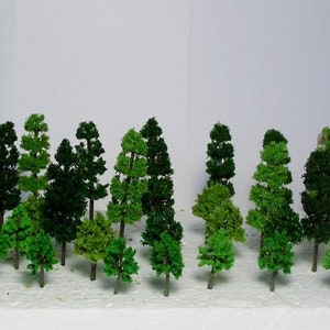 36 Piece N Scale Mixed Color Tree Pack 12 Pcs 2 3/8", 12 Pcs 1 5/8"and ...