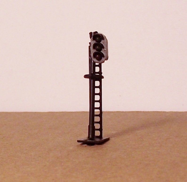 N Scale Railroad Block Signals Manual Operating 3 Color Block Signals W ...