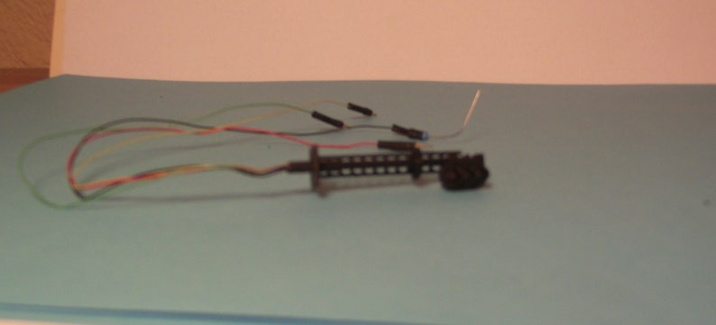 N Scale Railroad Block Signals Manual Operating 3 Color Block Signals W ...