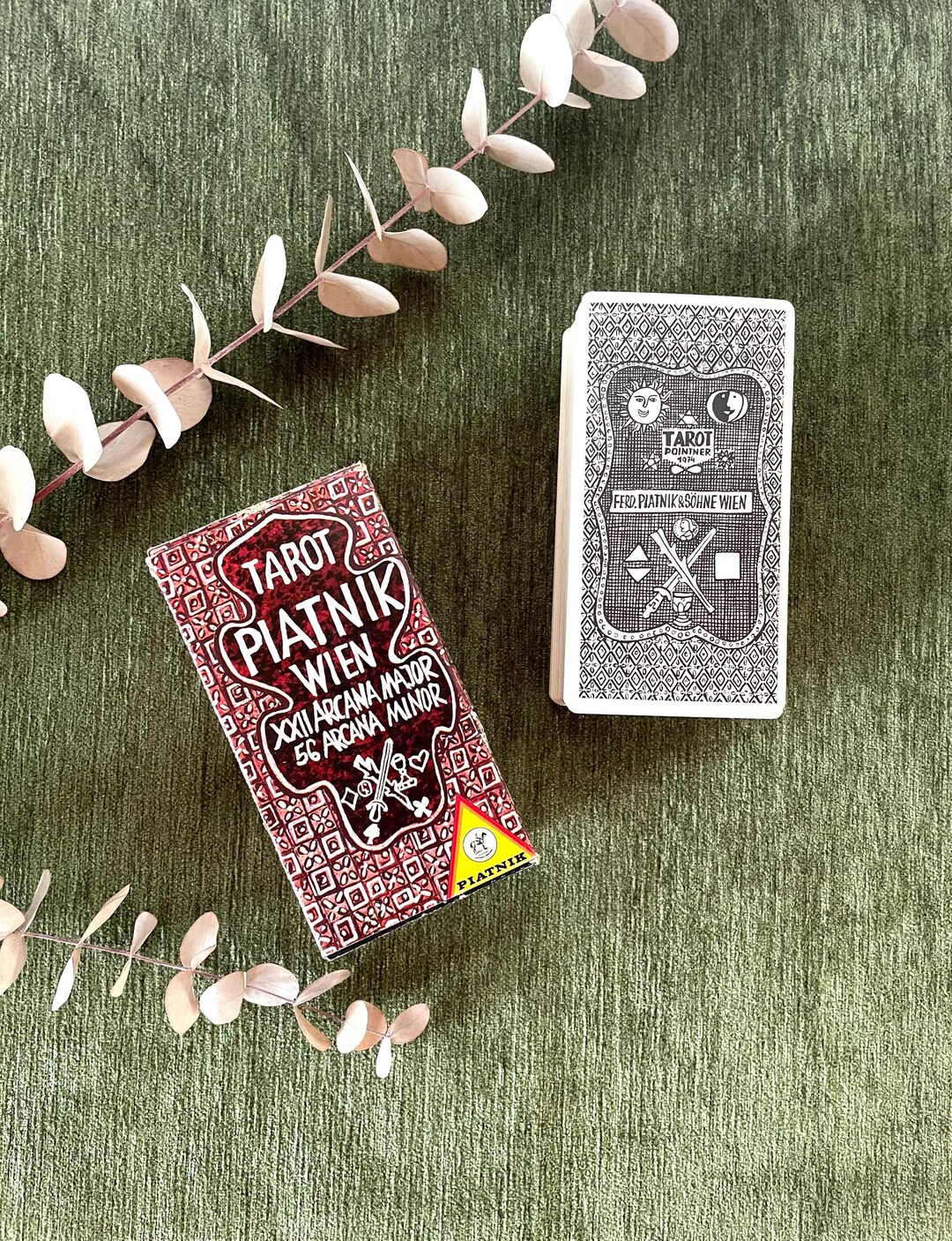 TAROT PIATNIK VIENNA 1974 | Vintage & Rare Surrealist Card Deck ...