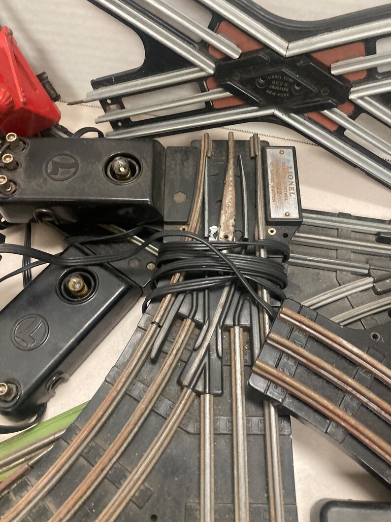 Vintage Lionel Train Track Switches / Stops / Power Pack / Cris Cross ...