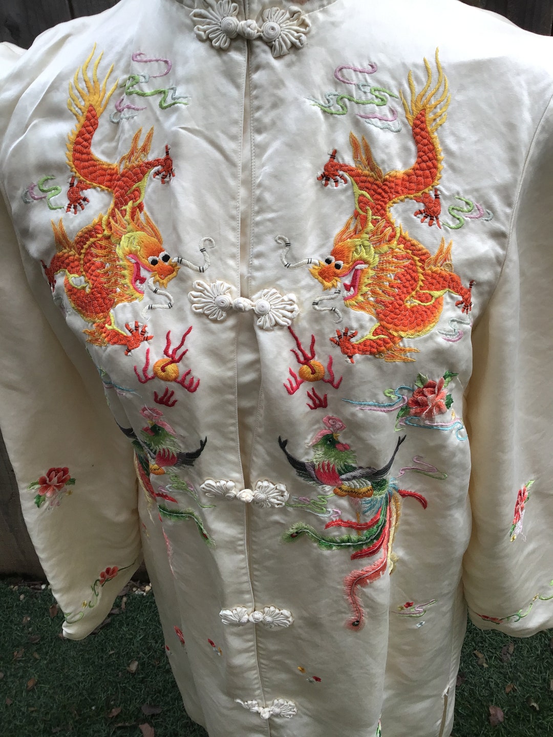 Vintage Chinese Embroidered Silk Robe - Etsy