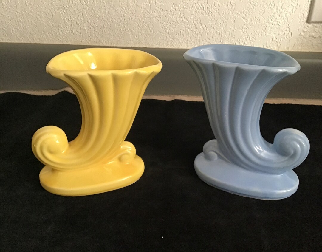 Pair of Vintage Mccoy 1930s/1940s Cornucopia Vases - Etsy