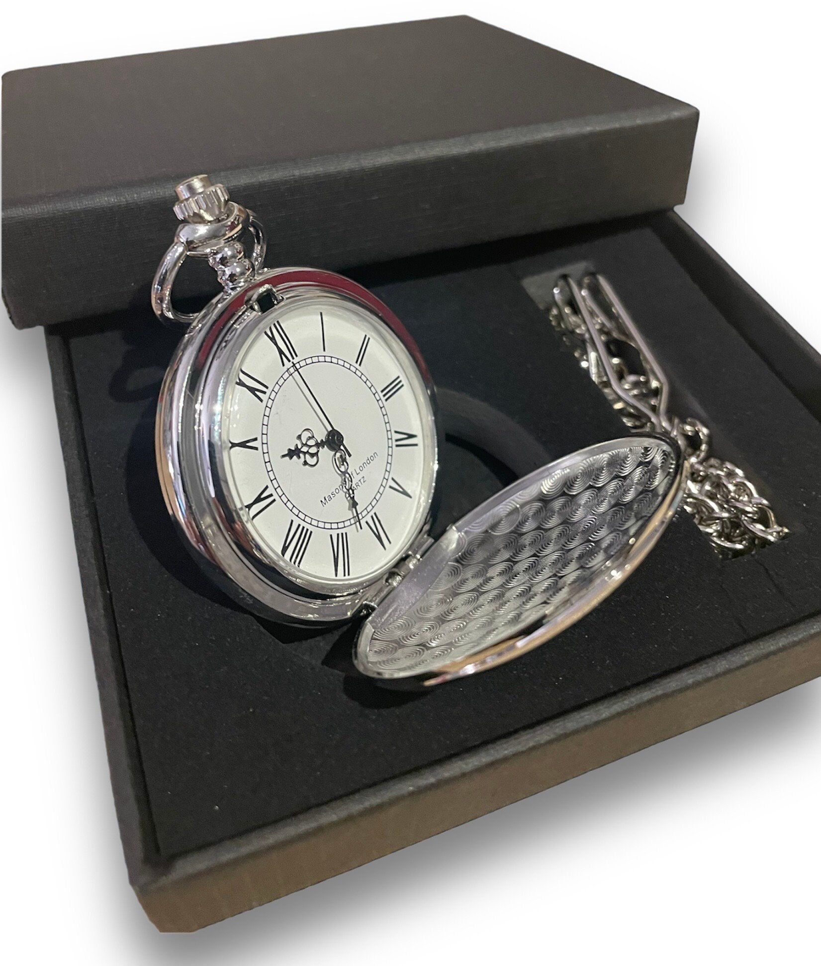 Engraved Poppy Pocket Watch: Lest We Forget, Silver Finish, Albert ...