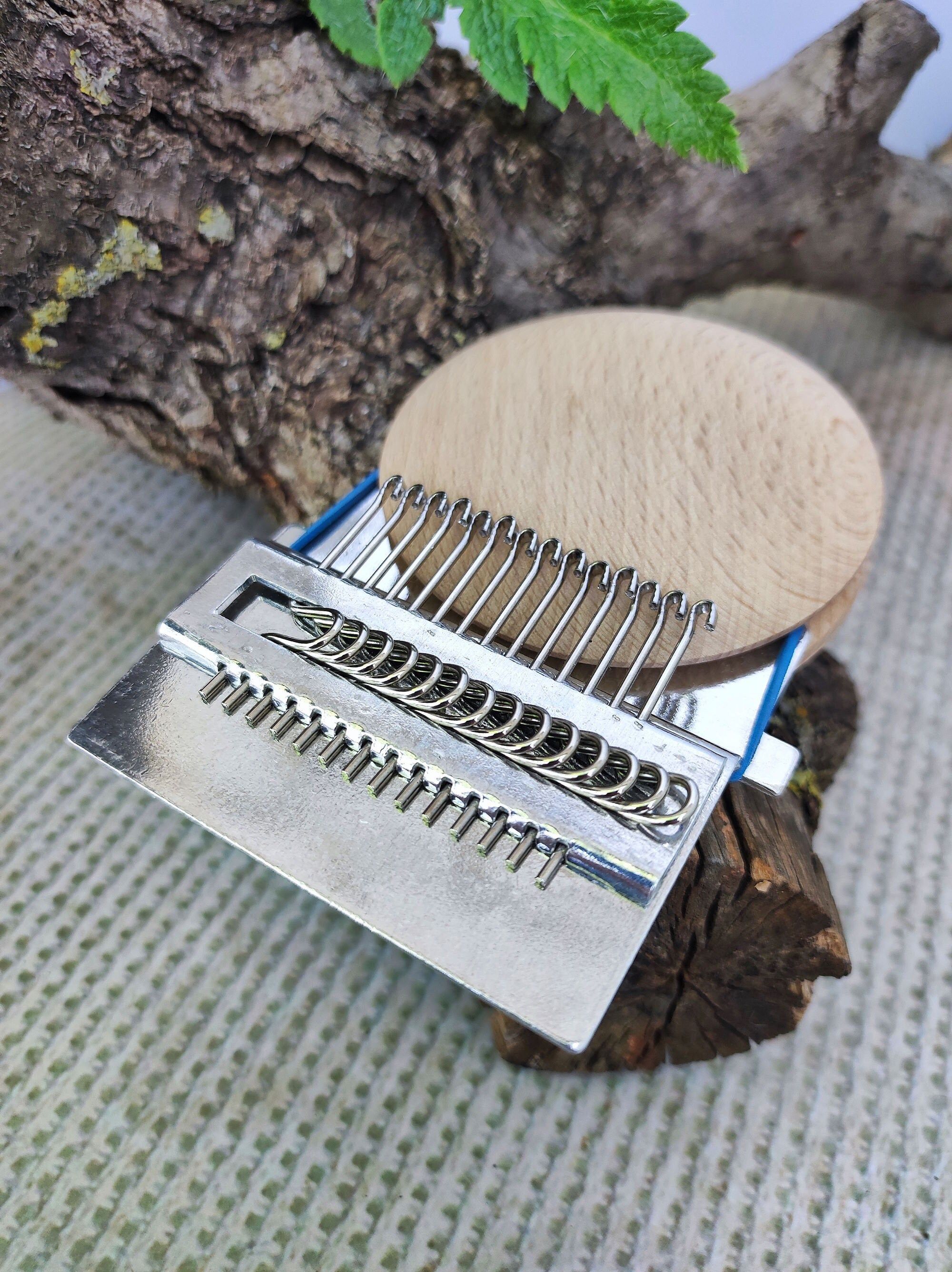 Speedweve Type Darning Loom, Small Loom 14 Hooks, Darning Machine in a ...