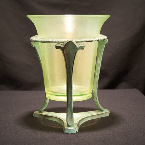 Vintage Uranium Glass Vase - Etsy