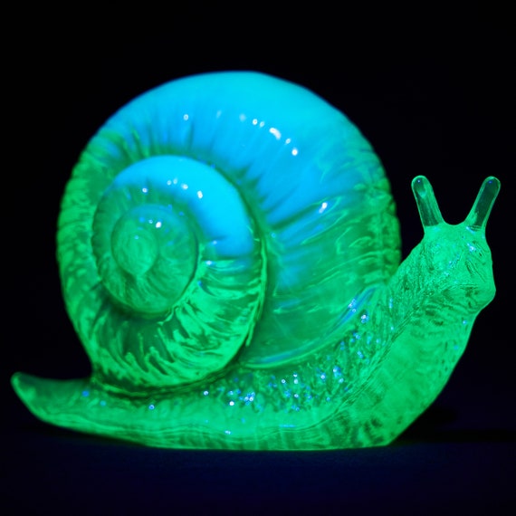 Fenton Vaseline Glass Snail Vintage Yellow Opalescent Uranium - Etsy